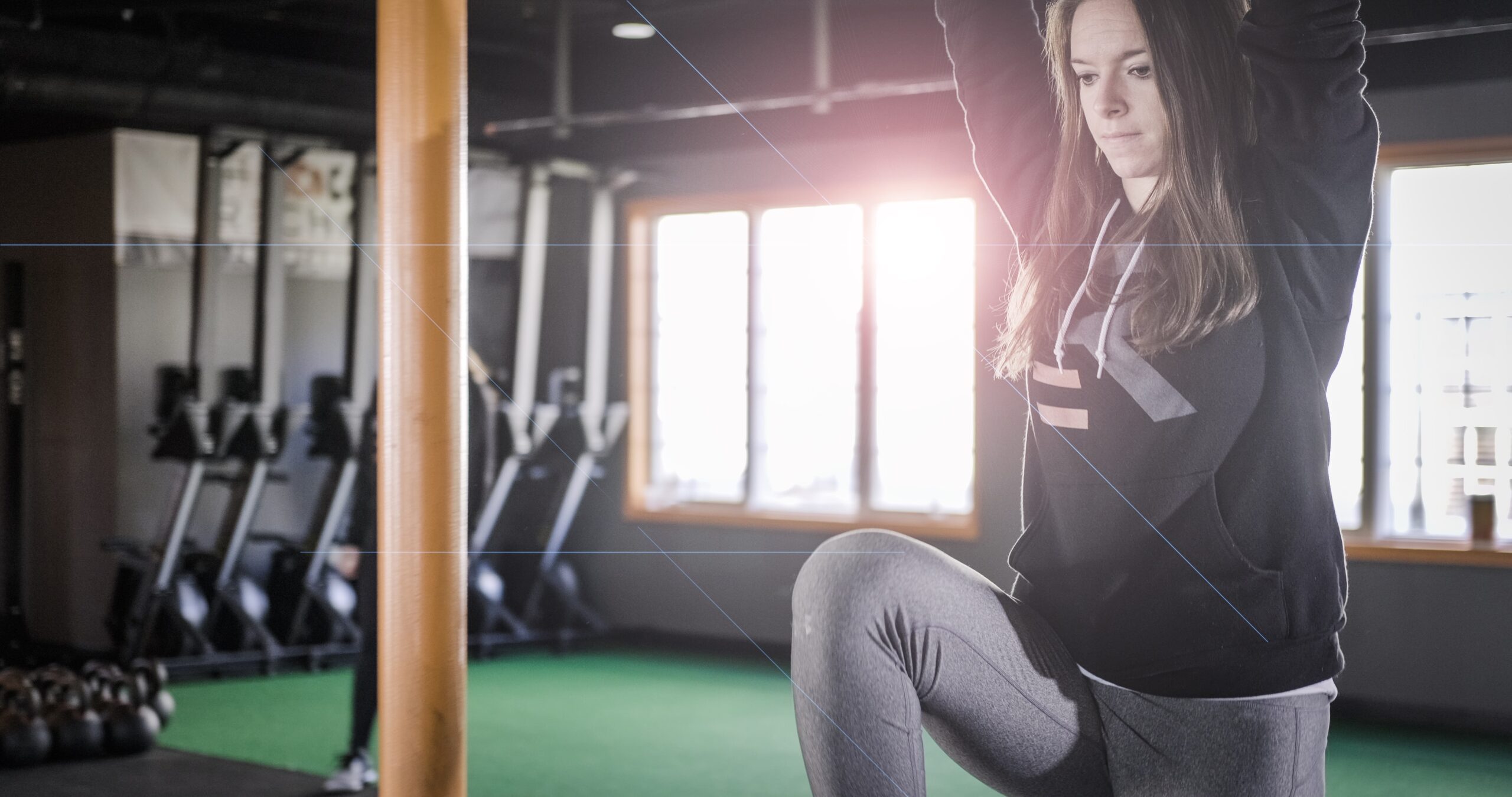 High knees arms up - Recharge